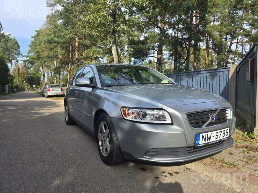 Volvo S40 2010 Jūrmala, ar dzinēja tilpumu 1.60 L un nobraukumu 281 tūkst. km par 2000 €, foto 1 vietnē AUTOMOTO.COM.LV