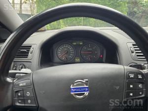 Volvo S40 2010 Jūrmala, ar dzinēja tilpumu 1.60 L un nobraukumu 281 tūkst. km par 2000 €, foto 4 vietnē AUTOMOTO.COM.LV