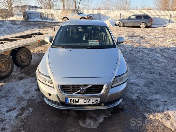 Volvo S40 2010 in Rezekne, with an engine capacity of 1.60 L and mileage of 0 thousand km for 2550 €, photo 1 on AUTOMOTO.COM.LV