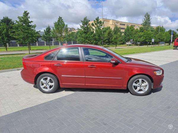 Volvo S40 2010 in Siauliai, with an engine capacity of 1.56 L and mileage of 236 thousand km for 3650 €, photo 6 on AUTOMOTO.COM.LV