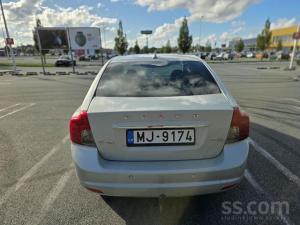 Volvo S40 2011 Rīga, ar dzinēja tilpumu 1.60 L un nobraukumu 255 tūkst. km par 4300 €, foto 12 vietnē AUTOMOTO.COM.LV
