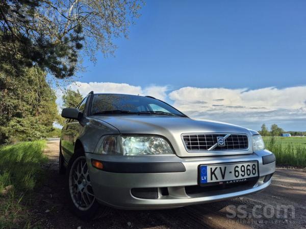 Volvo S40 2004 Jelgava, ar dzinēja tilpumu 1.60 L un nobraukumu 306 tūkst. km par 400 €, foto 1 vietnē AUTOMOTO.COM.LV