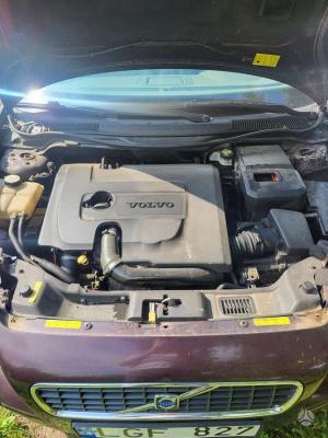 Violets Volvo S40 2005 Ukmergė, ar dzinēja tilpumu 1.56 L un nobraukumu 304 tūkst. km par 1300 €, foto 5 vietnē AUTOMOTO.COM.LV