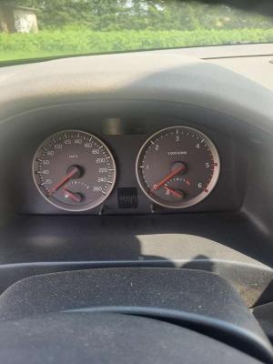 Violets Volvo S40 2005 Ukmergė, ar dzinēja tilpumu 1.56 L un nobraukumu 304 tūkst. km par 1300 €, foto 7 vietnē AUTOMOTO.COM.LV