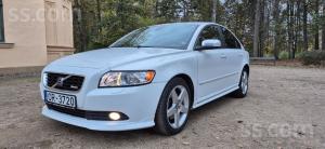 White Volvo S40 2009 in Preili, with an engine capacity of 2.00 L and mileage of 294 thousand km for 4990 €, photo  on AUTOMOTO.COM.LV
