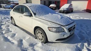 Balts Volvo S40 2010 Marijampole, ar dzinēja tilpumu 1.60 L un nobraukumu 360 tūkst. km par 1350 €, foto  vietnē AUTOMOTO.COM.LV