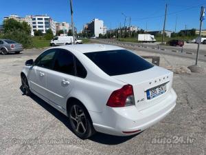 Balts Volvo S40 2011 Tallina, ar dzinēja tilpumu 1.60 L un nobraukumu 262 tūkst. km par 4490 €, foto 8 vietnē AUTOMOTO.COM.LV