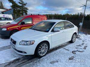 Balts Volvo S40 2011 Tallina, ar dzinēja tilpumu 1.60 L un nobraukumu 262 tūkst. km par 4490 €, foto 18 vietnē AUTOMOTO.COM.LV