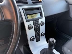 Белый Вольво С40 2012 в Каунас, объемом двигателя 1.56 л и пробегом 248 тыс. км за 3700 €, фото 8 на AUTOMOTO.COM.LV