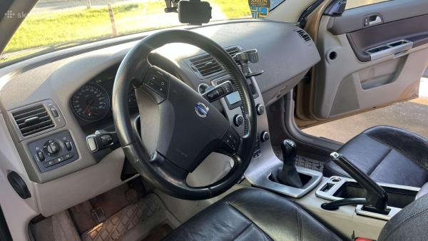 Dzeltens Volvo S40 2008 Kelmė, ar dzinēja tilpumu 1.60 L un nobraukumu 378 tūkst. km par 1990 €, foto 7 vietnē AUTOMOTO.COM.LV