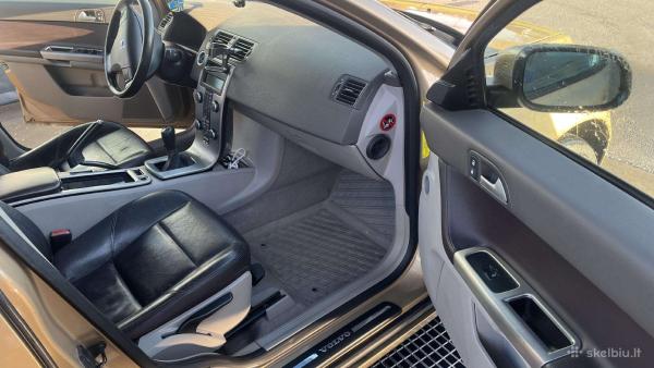 Dzeltens Volvo S40 2008 Kelmė, ar dzinēja tilpumu 1.60 L un nobraukumu 378 tūkst. km par 1990 €, foto 10 vietnē AUTOMOTO.COM.LV
