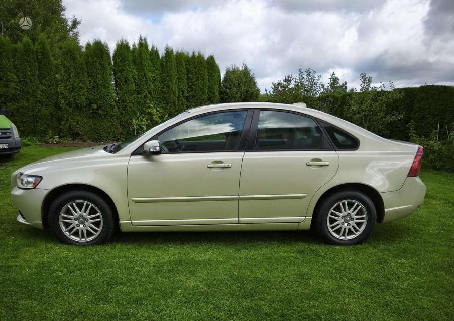 Dzeltens Volvo S40 2008 Kauņa, ar dzinēja tilpumu 1.56 L un nobraukumu 262 tūkst. km par 2300 €, foto 5 vietnē AUTOMOTO.COM.LV