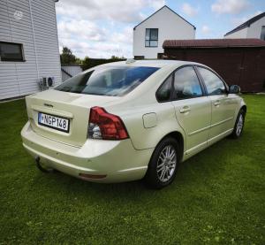 Dzeltens Volvo S40 2008 Kauņa, ar dzinēja tilpumu 1.56 L un nobraukumu 262 tūkst. km par 2300 €, foto 7 vietnē AUTOMOTO.COM.LV