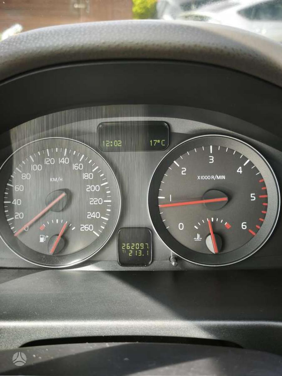 Dzeltens Volvo S40 2008 Kauņa, ar dzinēja tilpumu 1.56 L un nobraukumu 262 tūkst. km par 2300 €, foto 16 vietnē AUTOMOTO.COM.LV