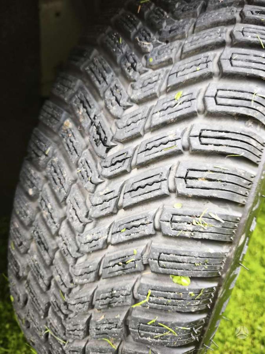 Dzeltens Volvo S40 2008 Kauņa, ar dzinēja tilpumu 1.56 L un nobraukumu 262 tūkst. km par 2300 €, foto 19 vietnē AUTOMOTO.COM.LV