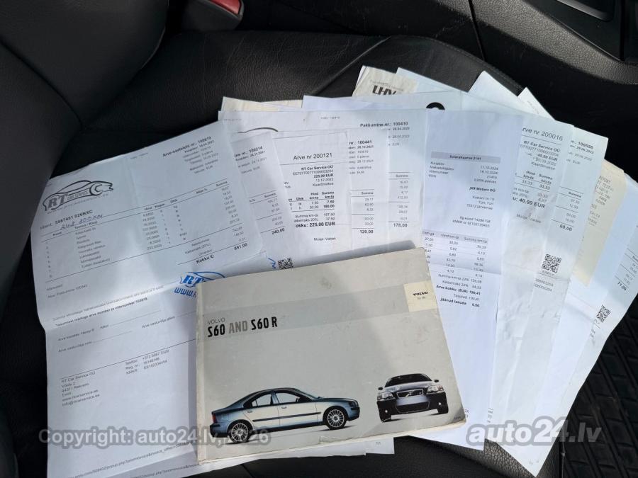 Smilšu krāsa Volvo S60 2004 Tallina, ar dzinēja tilpumu 2.40 L un nobraukumu 314 tūkst. km par 3500 €, foto 11 vietnē AUTOMOTO.COM.LV