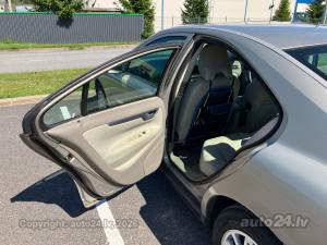 Smilšu krāsa Volvo S60 2004 Tallina, ar dzinēja tilpumu 2.40 L un nobraukumu 219 tūkst. km par 3000 €, foto 13 vietnē AUTOMOTO.COM.LV