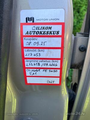 Smilšu krāsa Volvo S60 2004 Tallina, ar dzinēja tilpumu 2.40 L un nobraukumu 219 tūkst. km par 3000 €, foto 17 vietnē AUTOMOTO.COM.LV