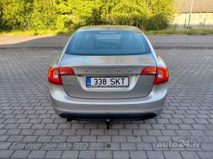 Beige Volvo S60 2011 in Paide, with an engine capacity of 2.00 L and mileage of 325 thousand km for 6499 €, photo 8 on AUTOMOTO.COM.LV
