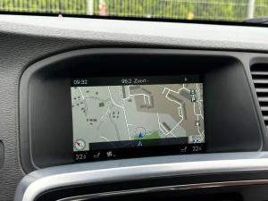 Melns Volvo S60 2015 Jelgava, ar dzinēja tilpumu 2.00 L un nobraukumu 204 tūkst. km par 8990 €, foto 20 vietnē AUTOMOTO.COM.LV