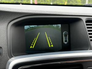 Melns Volvo S60 2015 Jelgava, ar dzinēja tilpumu 2.00 L un nobraukumu 204 tūkst. km par 8990 €, foto 21 vietnē AUTOMOTO.COM.LV
