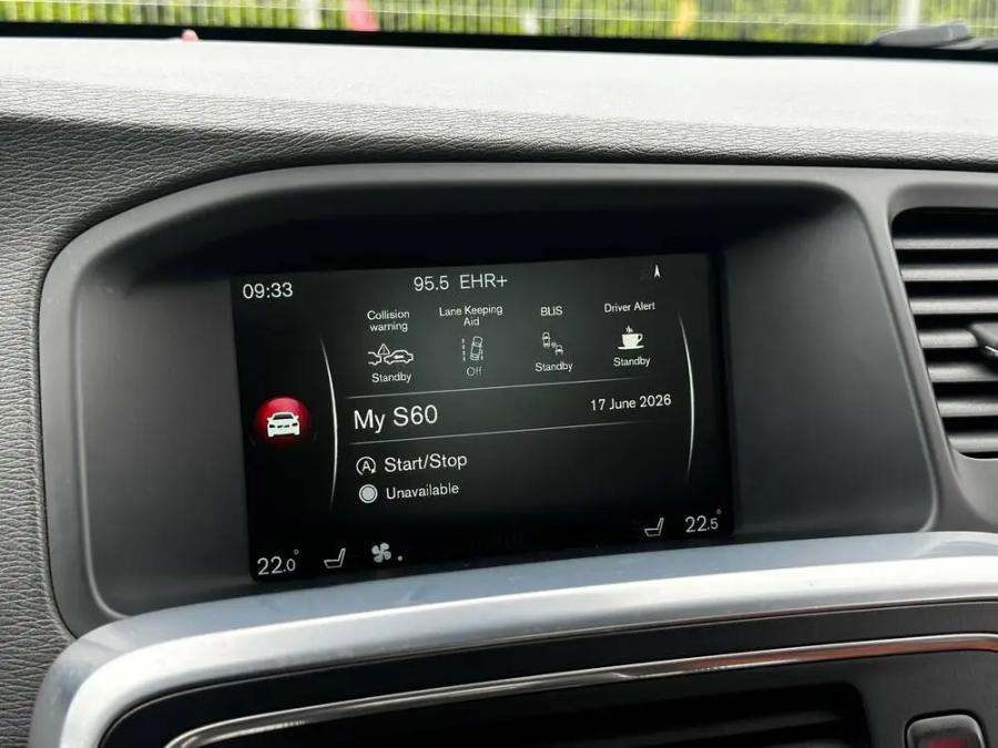 Melns Volvo S60 2015 Jelgava, ar dzinēja tilpumu 2.00 L un nobraukumu 204 tūkst. km par 8990 €, foto 22 vietnē AUTOMOTO.COM.LV