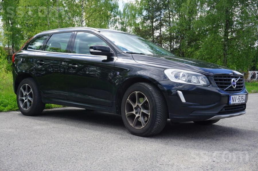 Black Volvo S60 2016 in Riga, with an engine capacity of 2.00 L and mileage of 348 thousand km for 11750 €, photo 3 on AUTOMOTO.COM.LV