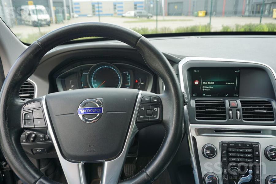 Black Volvo S60 2016 in Riga, with an engine capacity of 2.00 L and mileage of 348 thousand km for 11750 €, photo 6 on AUTOMOTO.COM.LV