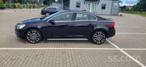 Black Volvo S60 2010 in Riga, with an engine capacity of 2.40 L and mileage of 282 thousand km for 5800 €, photo  on AUTOMOTO.COM.LV
