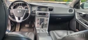 Black Volvo S60 2010 in Riga, with an engine capacity of 2.40 L and mileage of 282 thousand km for 5800 €, photo 19 on AUTOMOTO.COM.LV