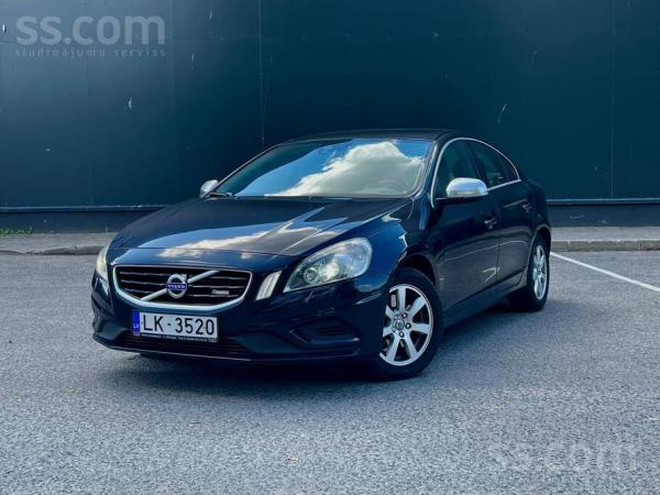 Melns Volvo S60 2011 Rīga, ar dzinēja tilpumu 2.00 L un nobraukumu 0 tūkst. km par 4800 €, foto 3 vietnē AUTOMOTO.COM.LV