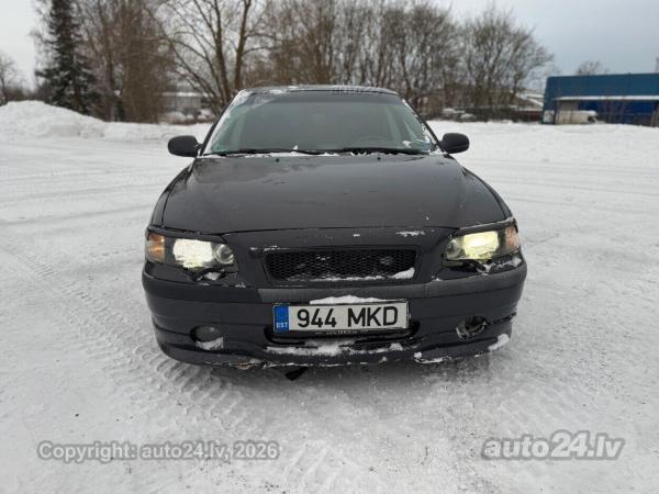 Melns Volvo S60 2001 Tallina, ar dzinēja tilpumu 2.40 L un nobraukumu 275 tūkst. km par 1300 €, foto 2 vietnē AUTOMOTO.COM.LV