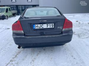Melns Volvo S60 2001 Viļņa, ar dzinēja tilpumu 2.30 L un nobraukumu 289 tūkst. km par 1900 €, foto 9 vietnē AUTOMOTO.COM.LV