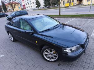 Black Volvo S60 2001 in Taurage, with an engine capacity of 2.40 L and mileage of 353 thousand km for 1650 €, photo 3 on AUTOMOTO.COM.LV