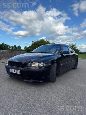 Melns Volvo S60 2001 Tukums, ar dzinēja tilpumu 2.40 L un nobraukumu 505 tūkst. km par 1700 €, foto 3 vietnē AUTOMOTO.COM.LV