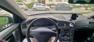 Black Volvo S60 2001 in Vilnius, with an engine capacity of 2.44 L and mileage of 387 thousand km for 800 €, photo 4 on AUTOMOTO.COM.LV