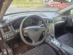 Melns Volvo S60 2001 Kauņa, ar dzinēja tilpumu 2.40 L un nobraukumu 390 tūkst. km par 900 €, foto 7 vietnē AUTOMOTO.COM.LV