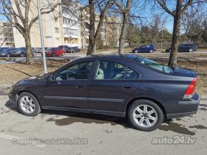 Черный Вольво С60 2001 в Таллин, объемом двигателя 2.40 л и пробегом 156 тыс. км за 4500 €, фото 7 на AUTOMOTO.COM.LV