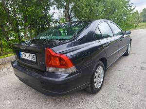 Melns Volvo S60 2001 Tauragė, ar dzinēja tilpumu 2.40 L un nobraukumu 0 tūkst. km par 1480 €, foto 5 vietnē AUTOMOTO.COM.LV