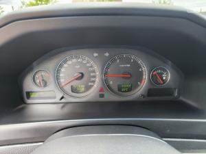 Melns Volvo S60 2001 Tauragė, ar dzinēja tilpumu 2.40 L un nobraukumu 0 tūkst. km par 1480 €, foto 16 vietnē AUTOMOTO.COM.LV