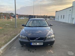 Черный Вольво С60 2001 в Вильнюс, объемом двигателя 2.40 л и пробегом 293 тыс. км за 790 €, фото 25 на AUTOMOTO.COM.LV