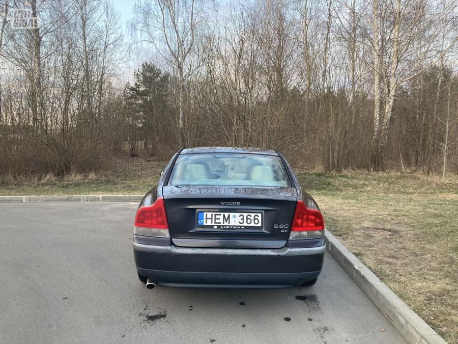 Черный Вольво С60 2001 в Вильнюс, объемом двигателя 2.40 л и пробегом 293 тыс. км за 790 €, фото 29 на AUTOMOTO.COM.LV