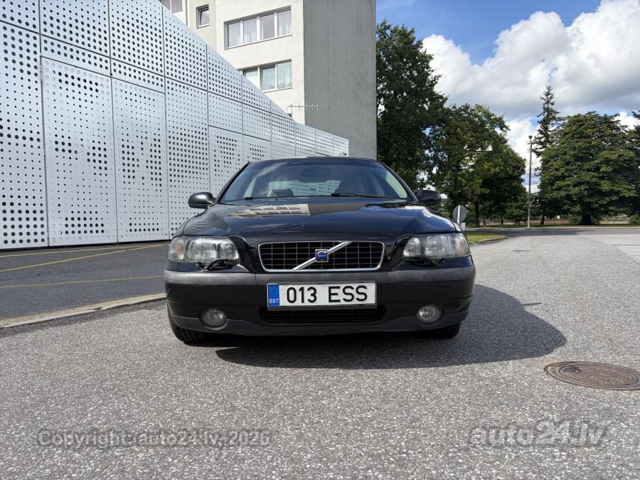 Melns Volvo S60 2001 Tartu, ar dzinēja tilpumu 2.30 L un nobraukumu 291 tūkst. km par 2599 €, foto 7 vietnē AUTOMOTO.COM.LV