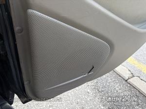 Melns Volvo S60 2001 Tartu, ar dzinēja tilpumu 2.30 L un nobraukumu 291 tūkst. km par 2599 €, foto 18 vietnē AUTOMOTO.COM.LV