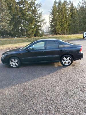 Melns Volvo S60 2002 Elektrėnai, ar dzinēja tilpumu 2.40 L un nobraukumu 340 tūkst. km par 1500 €, foto 11 vietnē AUTOMOTO.COM.LV