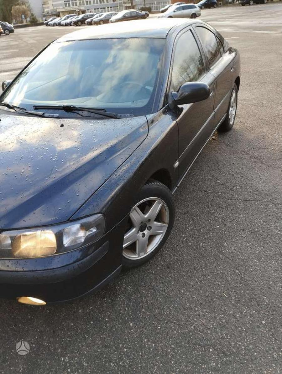 Melns Volvo S60 2002 Elektrėnai, ar dzinēja tilpumu 2.40 L un nobraukumu 340 tūkst. km par 1500 €, foto 12 vietnē AUTOMOTO.COM.LV