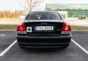 Melns Volvo S60 2002 Tallina, ar dzinēja tilpumu 2.40 L un nobraukumu 235 tūkst. km par 1498 €, foto 4 vietnē AUTOMOTO.COM.LV