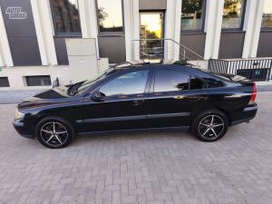 Melns Volvo S60 2002 Tauragė, ar dzinēja tilpumu 2.40 L un nobraukumu 400 tūkst. km par 1650 €, foto 8 vietnē AUTOMOTO.COM.LV