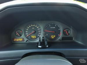 Melns Volvo S60 2002 Tauragė, ar dzinēja tilpumu 2.40 L un nobraukumu 400 tūkst. km par 1650 €, foto 18 vietnē AUTOMOTO.COM.LV