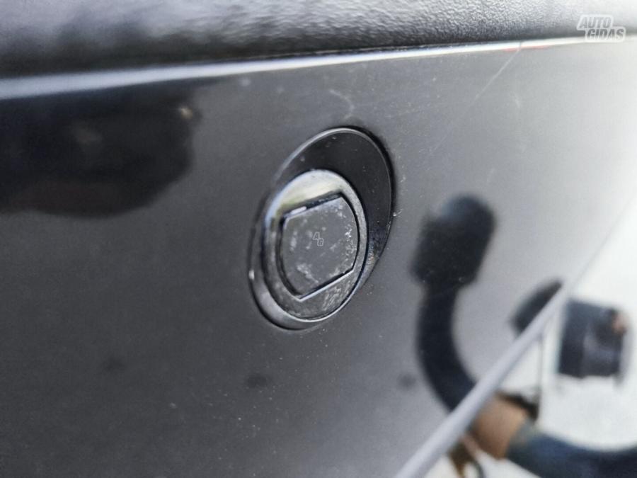 Melns Volvo S60 2002 Tauragė, ar dzinēja tilpumu 2.40 L un nobraukumu 400 tūkst. km par 1650 €, foto 24 vietnē AUTOMOTO.COM.LV